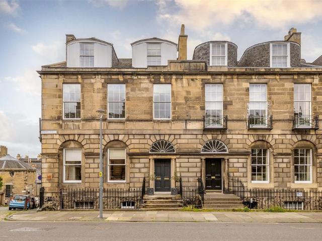 3 bedroom apartment to rent