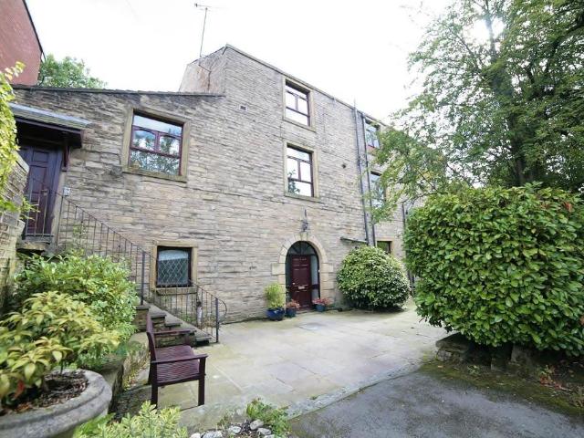 3 bedroom apartment to rent