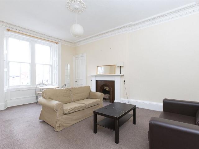 3 bedroom apartment to rent