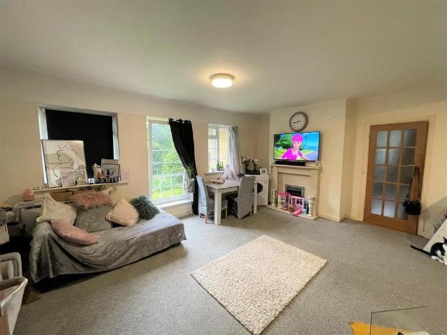 3 bedroom apartment to rent