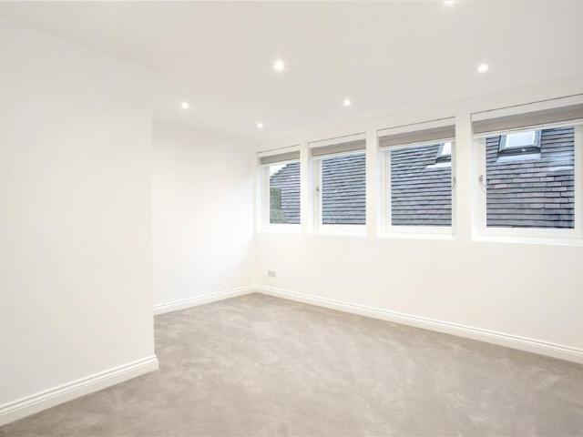 3 bedroom apartment to rent