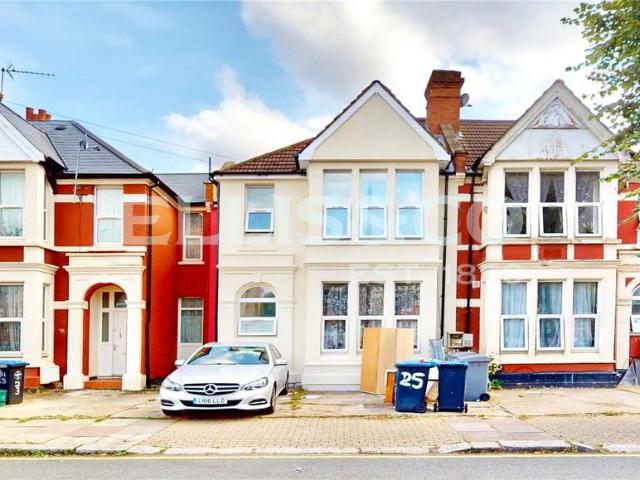 3 bedroom apartment to rent