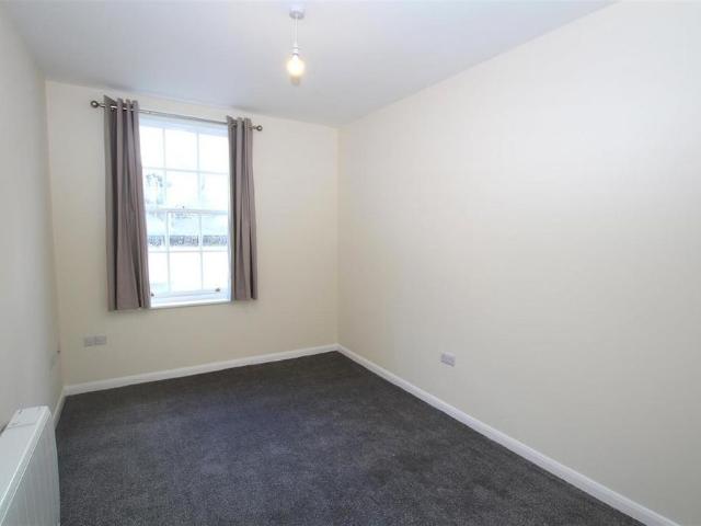3 bedroom apartment to rent