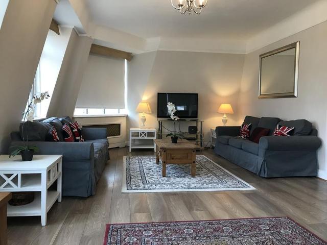 3 bedroom apartment to rent