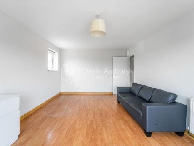 3 bedroom apartment to rent