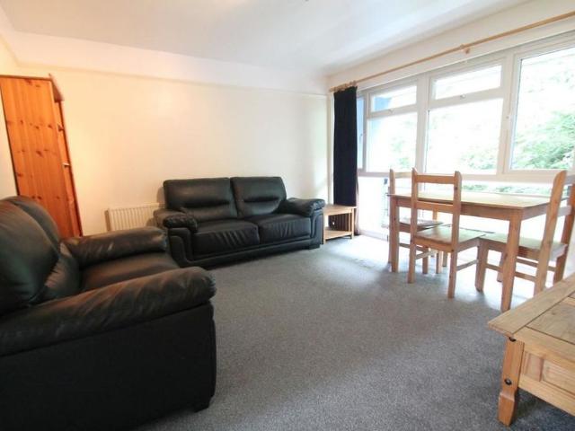 3 bedroom apartment to rent
