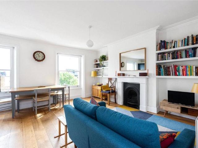 3 bedroom apartment to rent