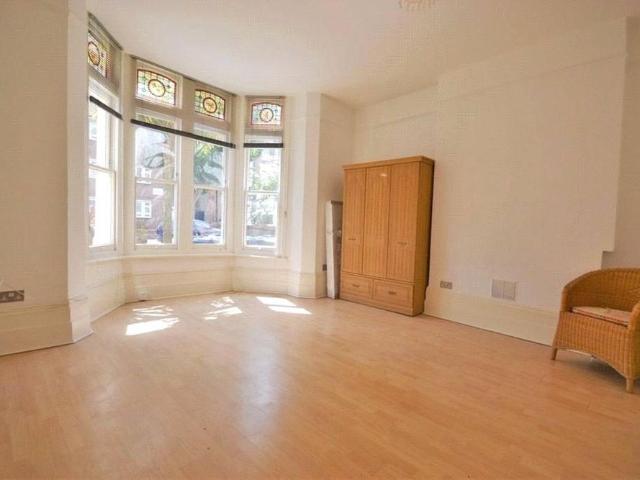 3 bedroom apartment to rent