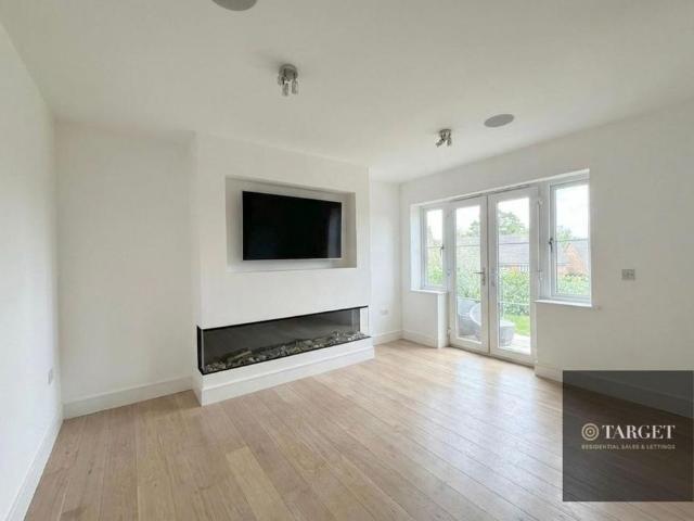 3 bedroom apartment to rent