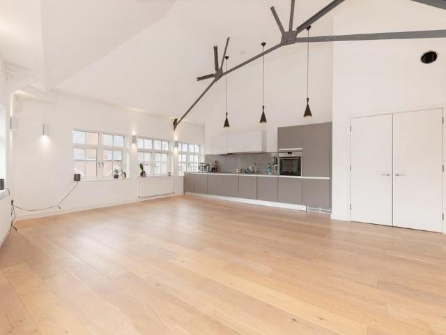 3 bedroom apartment to rent