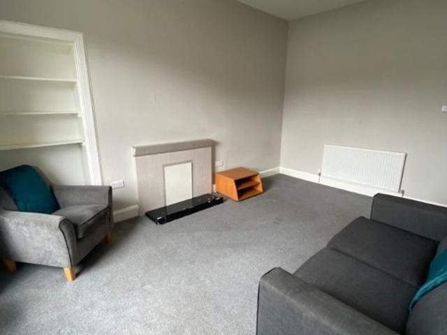 3 bedroom apartment to rent