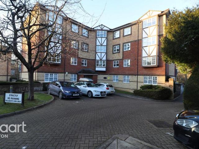 3 bedroom apartment to rent