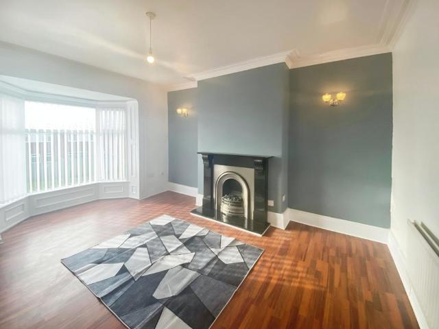 3 bedroom apartment to rent