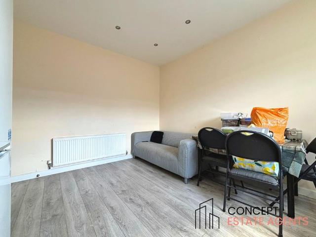 3 bedroom apartment to rent