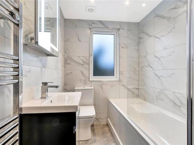 3 bedroom apartment to rent