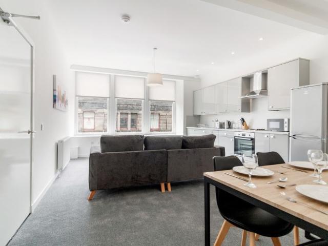 3 bedroom apartment to rent