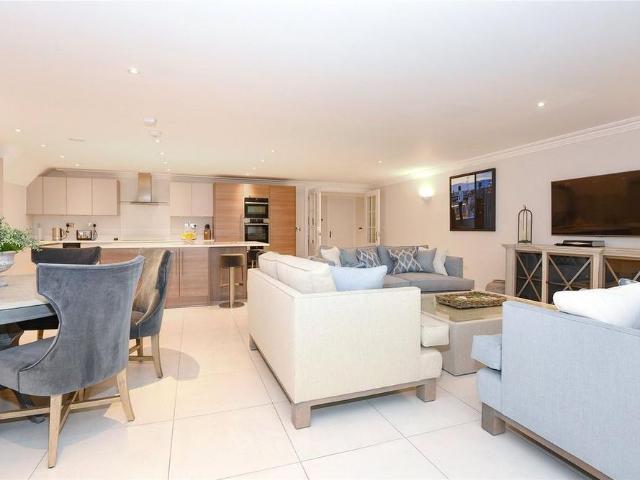 3 bedroom apartment to rent