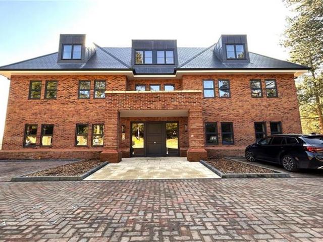 3 bedroom apartment to rent