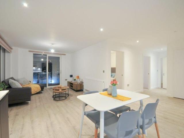 3 bedroom apartment to rent