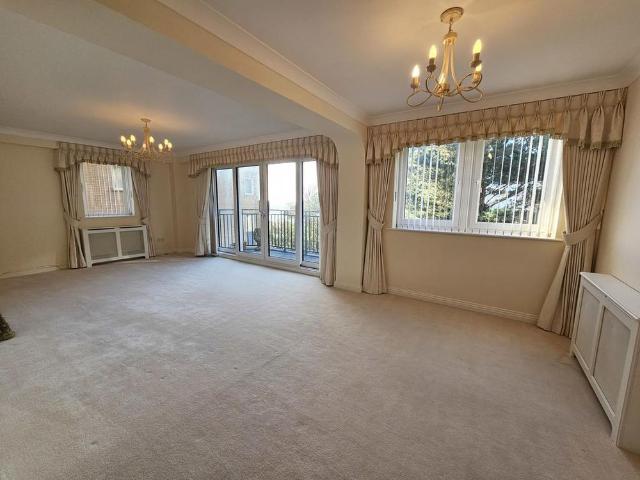 3 bedroom apartment to rent