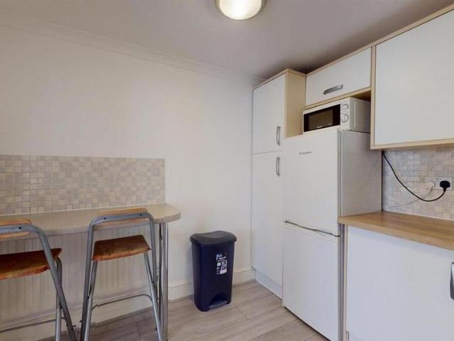 3 bedroom apartment to rent