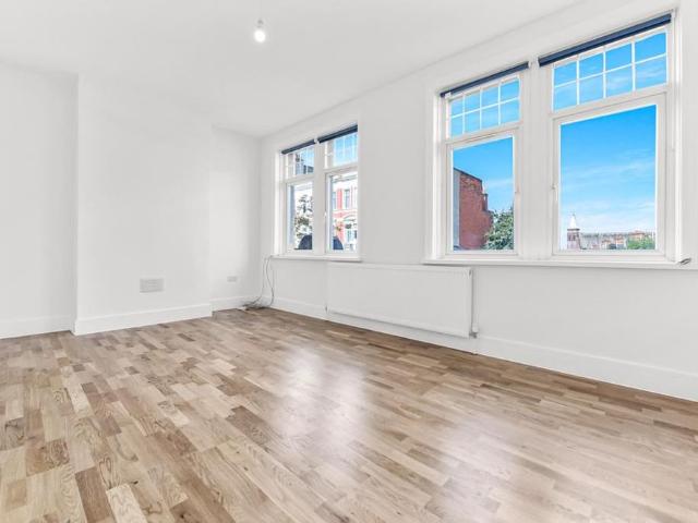 3 bedroom apartment to rent