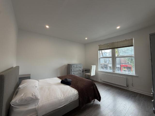 3 bedroom apartment to rent