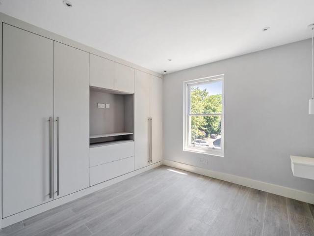 3 bedroom apartment to rent