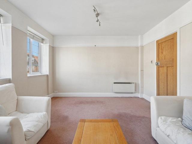 3 bedroom apartment to rent