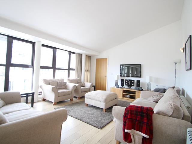 3 bedroom apartment to rent