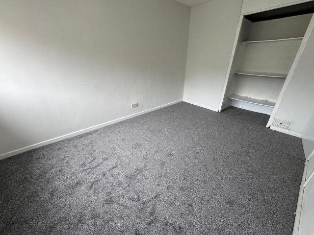 3 bedroom apartment to rent