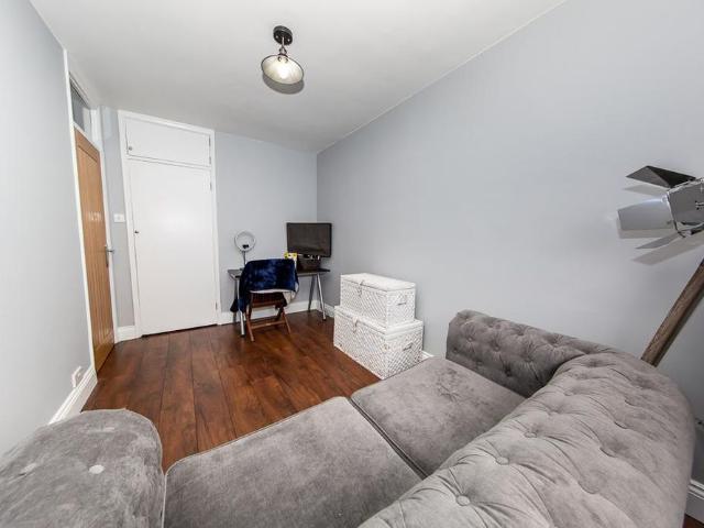 3 bedroom apartment to rent