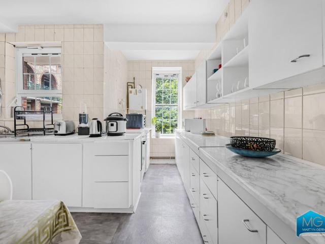 3 bedroom apartment to rent