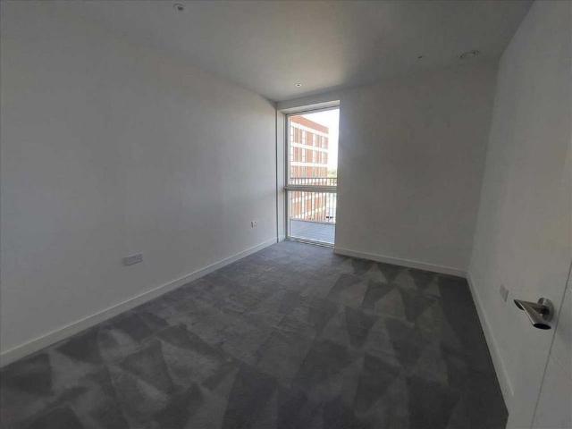 3 bedroom apartment to rent