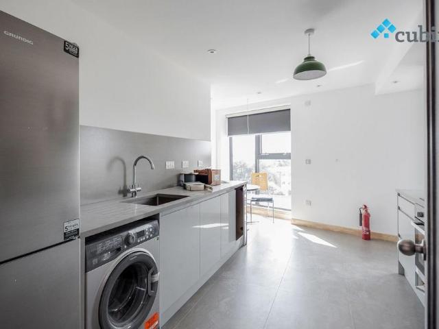 3 bedroom apartment to rent