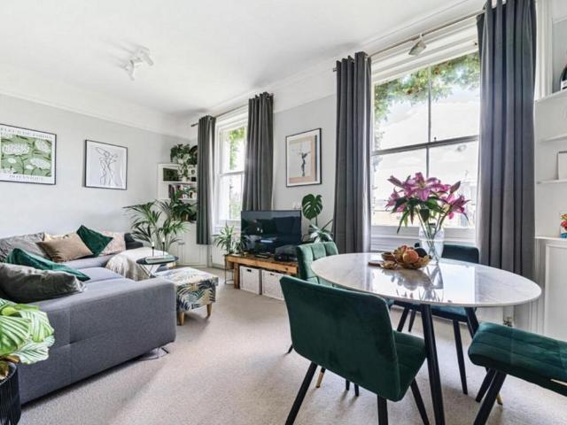 3 bedroom apartment to rent