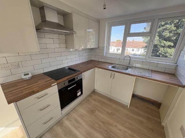 3 bedroom apartment to rent