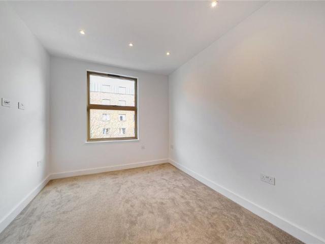 3 bedroom apartment to rent