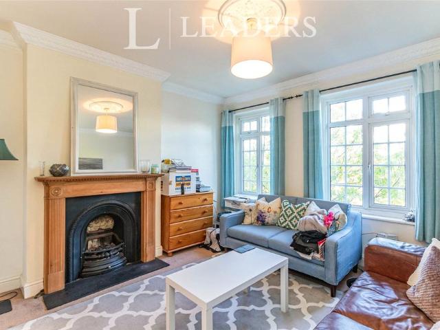 3 bedroom apartment to rent Colston Road, London, SW14