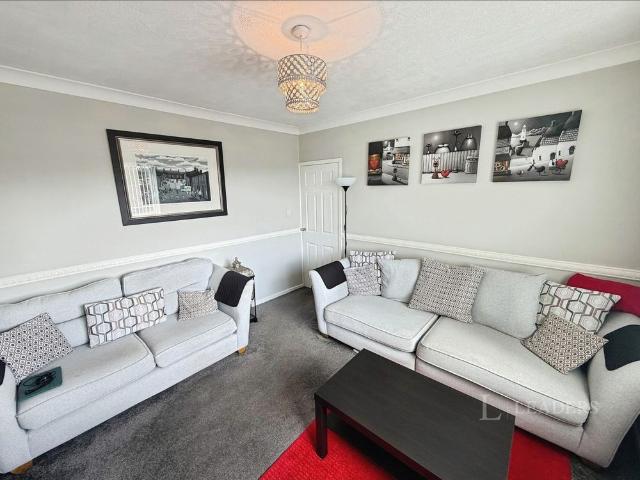 3 bedroom apartment to rent Greenfield, Rawmarsh, Rotherham, South Yorkshire, S62