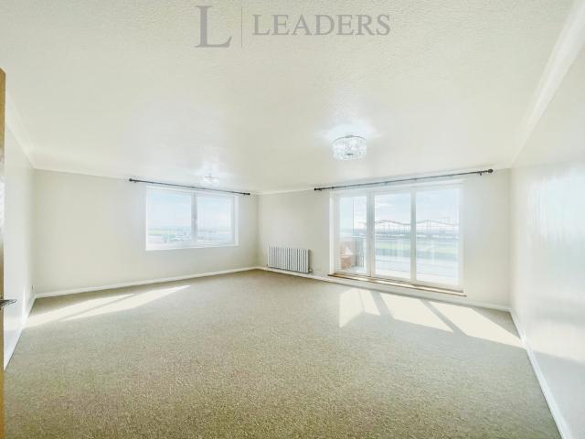 3 bedroom apartment to rent Fairlawns, 159 Kingsway, Hove, BN3