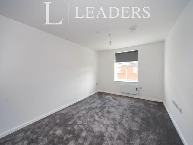 3 bedroom apartment to rent Hastings Street, Luton, Bedfordshire, LU1