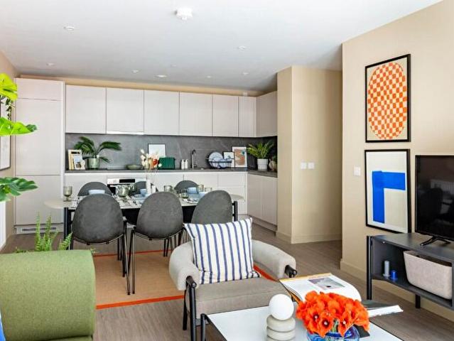 3 Bedroom Apartment To Rent In Candleriggs, Trongate, Glasgow, G1
