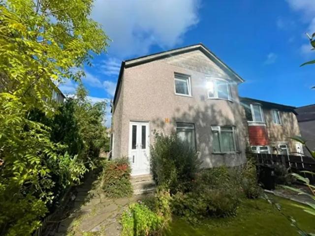 3 Bedroom Apartment To Rent In Croftfoot Road, Castlemilk, G44