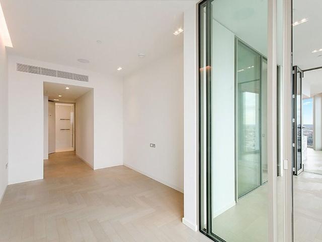 3 Bedroom apartment to rent in Southbank Tower, SE1