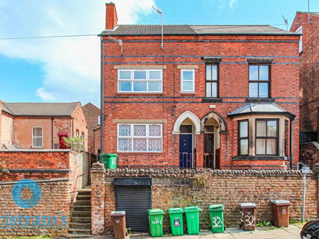 3 Bedroom Apartment To Rent In Seely Road, Nottingham, NG7