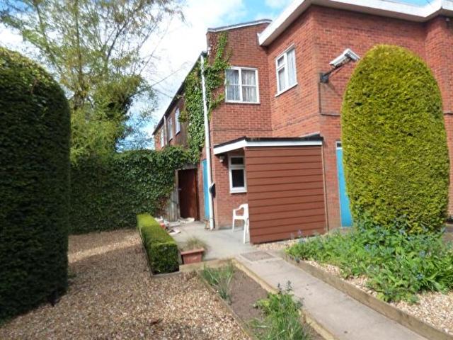3 Bedroom Apartment To Rent In St. Andrews Road, Coventry, CV5