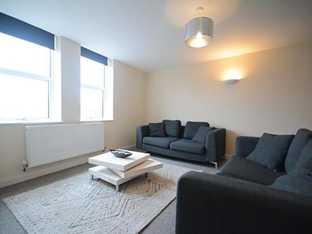 3 Bedroom Apartment To Rent In St Marys Court, St. Marys Gate, NG1