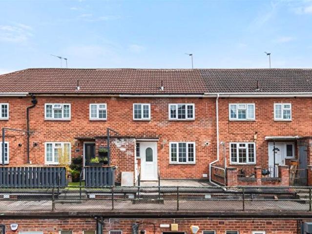3 Bedroom Apartment To Rent In Station Road, Dorridge, B93