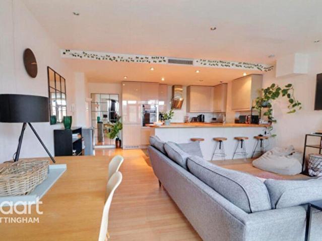 3 Bedroom Apartment To Rent In Upper College Street, Nottingham, NG1